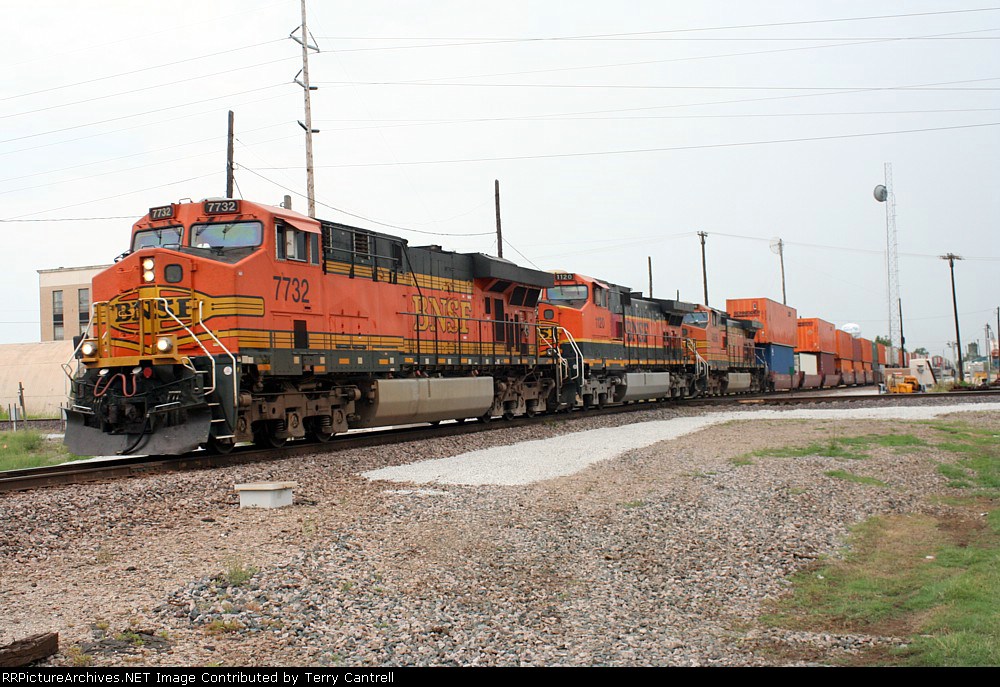 BNSF 7732